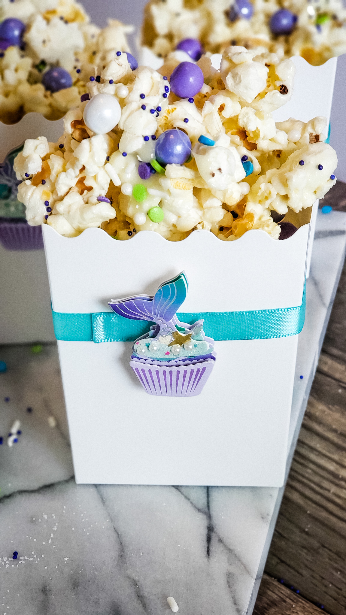 How to make the best birthday party popcorn recipe - Tidy Mo