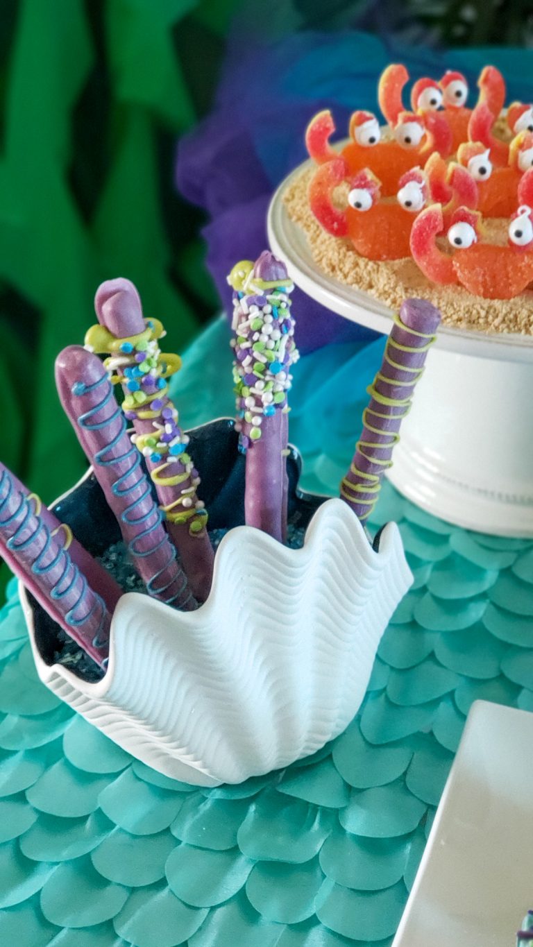 The best mermaid or under the sea birthday party treats - Tidy Mo