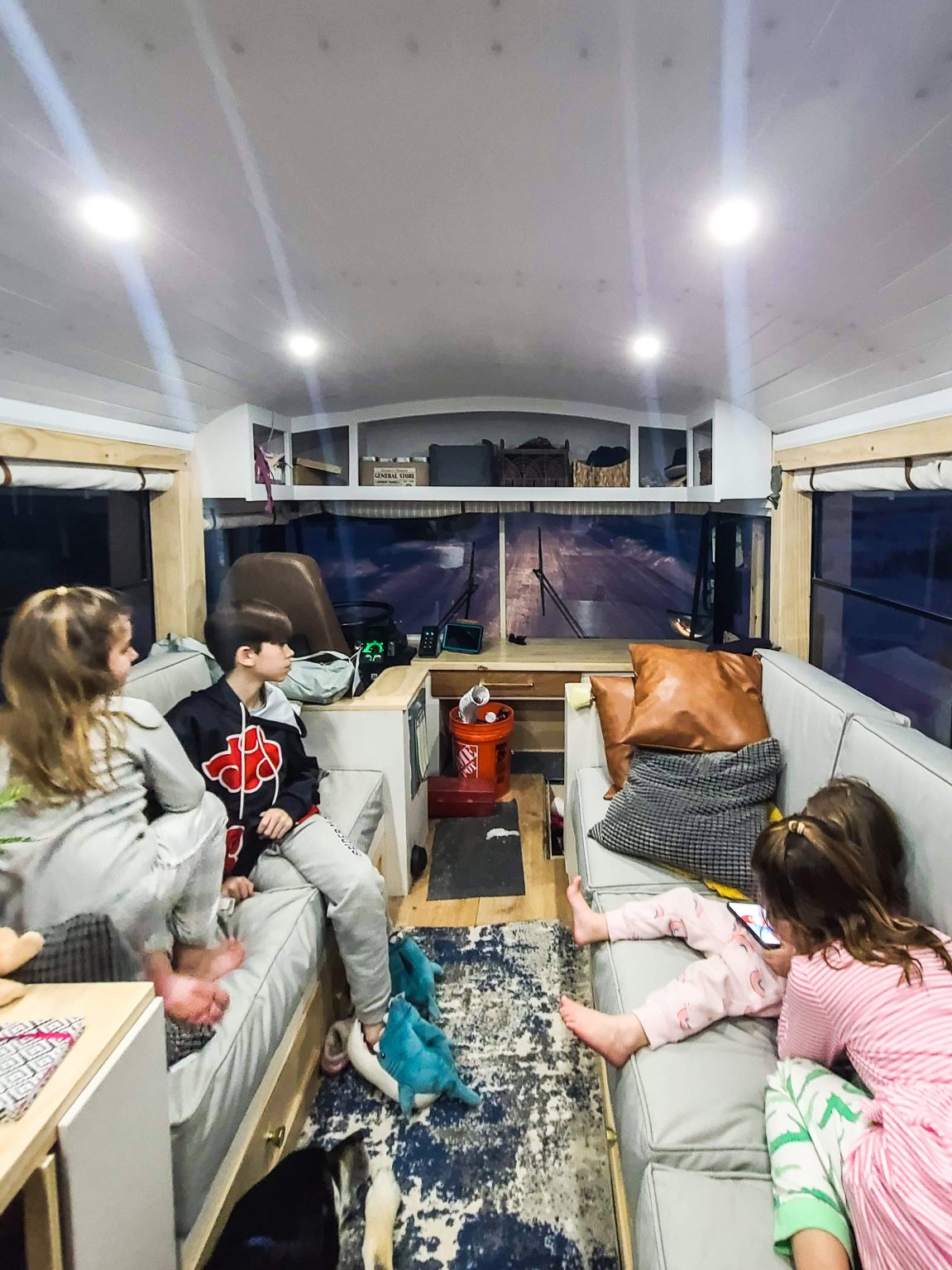 6 simple steps to keep your skoolie organized - Tidy Mo