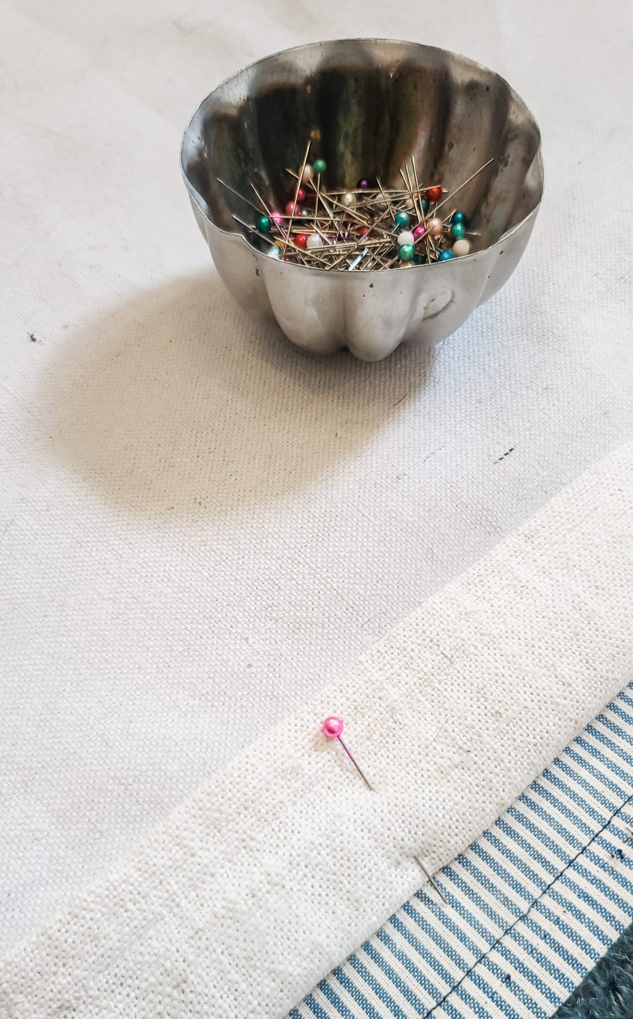 How to make roll-up curtains for a skoolie or RV - Tidy Mo